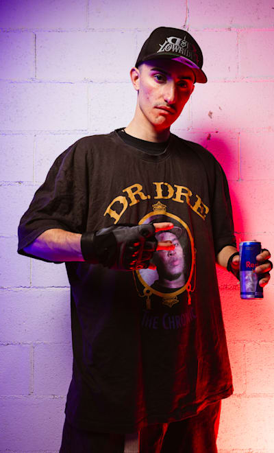 Mike Shinobi: Perfil de MC