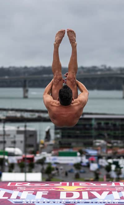 Jonathan Paredes: Cliff Diving – Red Bull Athlete Page