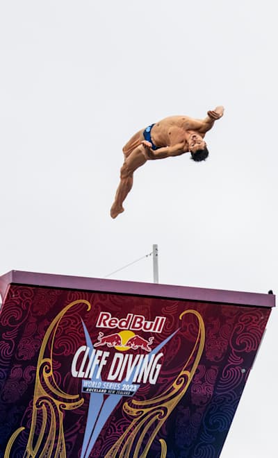 Constantin Popovici: Cliff Diving – Athlete Page