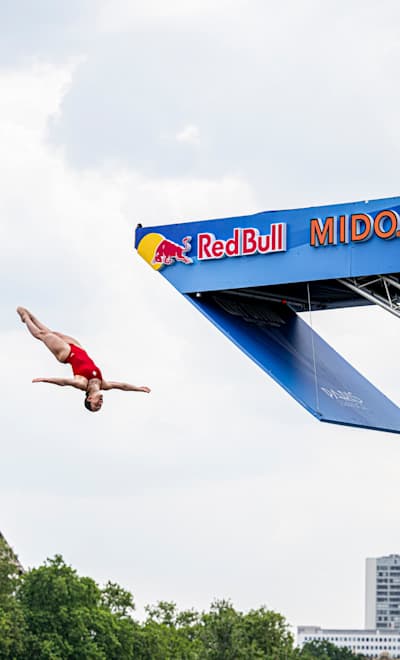 Simone Leathead: Cliff Diving – Red Bull Athlete Page