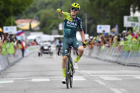 Tour of Slovenia: Giovanni Aleotti wins the third stage and takes the ...
