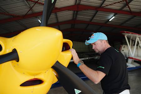 Patrick Davidson’s Can Grab Stunt and Air Race X Win