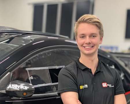 Junior ERC champion Carlberg gets a helping hand at home