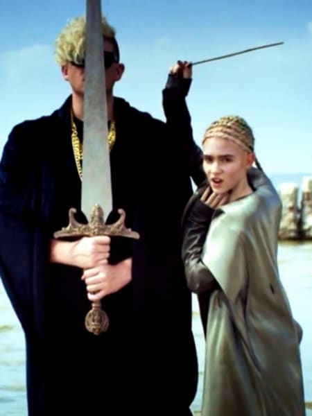 Vídeo novo da Grimes é meio Game of Thrones