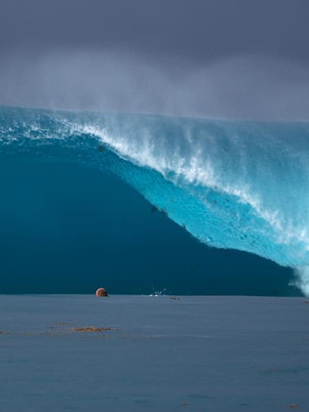 P-Pass surf wave - 10 of the best shots of all time