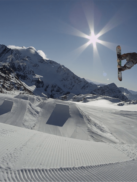 Marcus Kleveland pose un quadruple cork ! - Snowboard