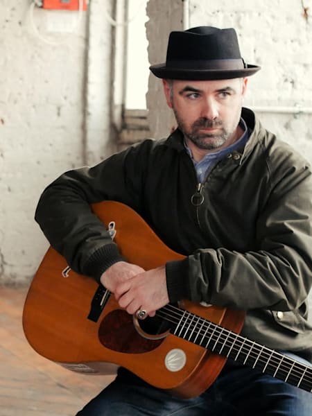 Steve Mason: Meet The Humans live session | Red Bull