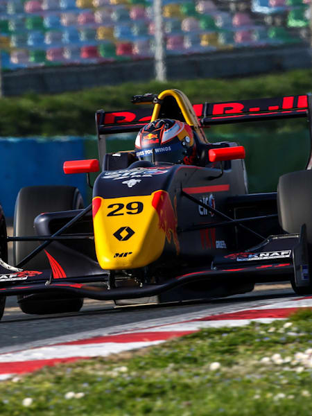 Richard Verschoor Alles gaat nu sneller