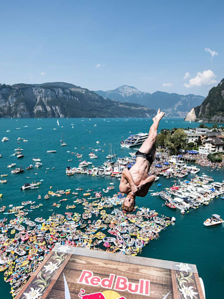 Rückblick aufs Red Bull Cliff Diving in Sisikon