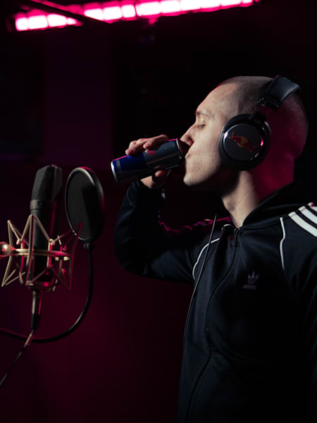 Chi è Massimo Pericolo: vita del rapper di 7 Miliardi