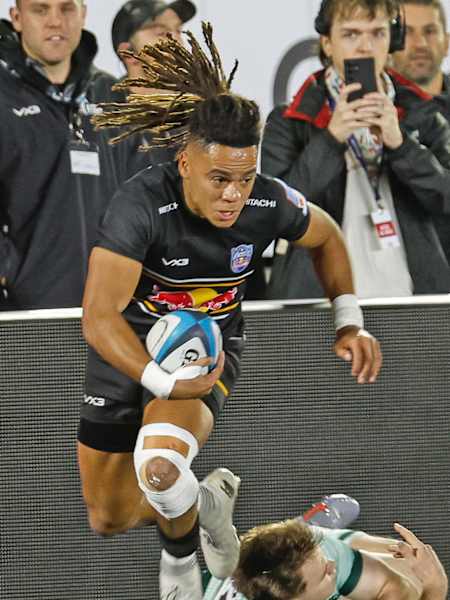 NEWCASTLE RED BULLS 8 LEICESTER TIGERS 10
