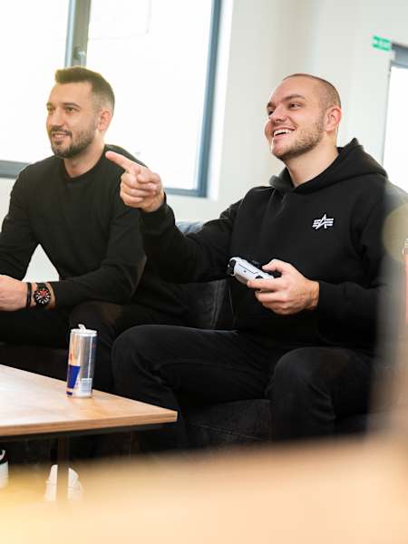 Nedim i Amer: Od internet caféa do Rockstarovog pečata