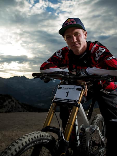 MTB Chronicles Mini: Aaron Gwin y el downhill