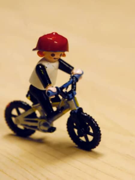 Quintin Factory Toy Time