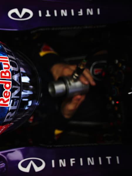 Art on the F1 Track: 10 Best Vettel Helmet Designs