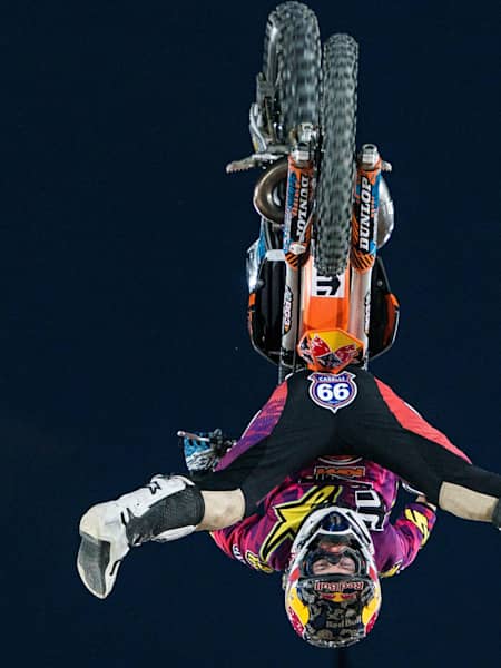 Red Bull X-Fighters Tricktionary – Shaolin Backflip