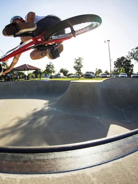 BMX Tricks: How to air table with Broc Raiford *video*