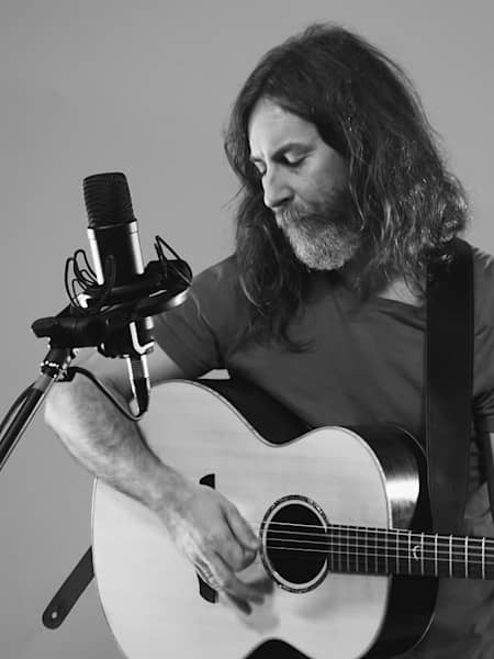 Black Mountain frontman Stephen McBean performs live