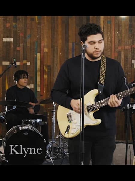 Klyne: exclusive Red Bull session – Wit U – Water Flow