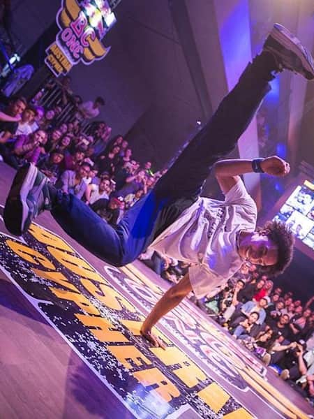 How to do a flare: Step-by-step guide to the move