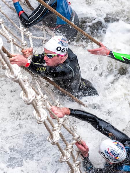Red Bull Neptune Steps: Insiders GoPro swimming *video*