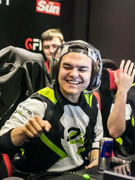 eSports photographer Joe Brady tells his story