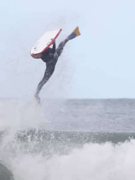 Alexandra Rinder y Hugo Pinheiro en tow out bodyboard