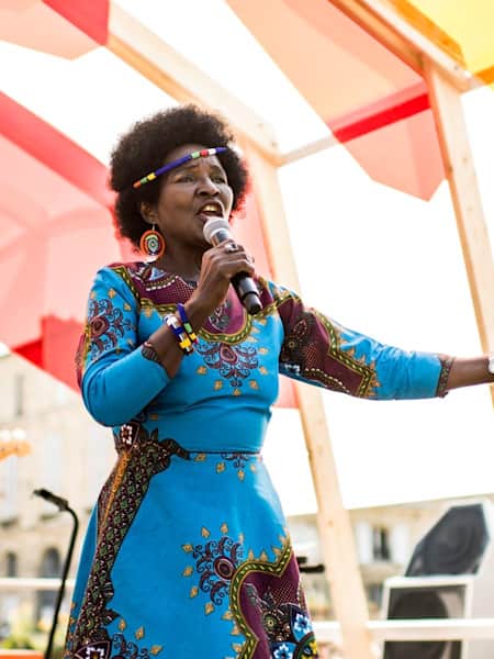 AUDRA: susipažink su ESA AFRO SYNTH BAND
