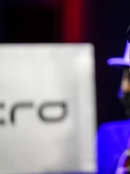 Red Bull Subway Showdown: iDom, Street Fighter Player