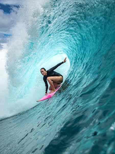 12 of the Best Female Surfers you need to know