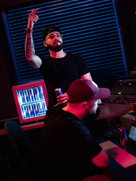 Chi è Poison Beatz, il DJ ufficiale di Geolier
