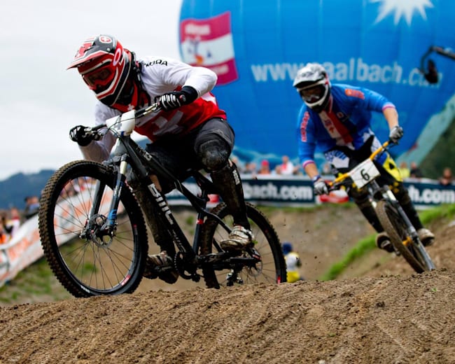 Rinderknecht and Beerten win 4X gold