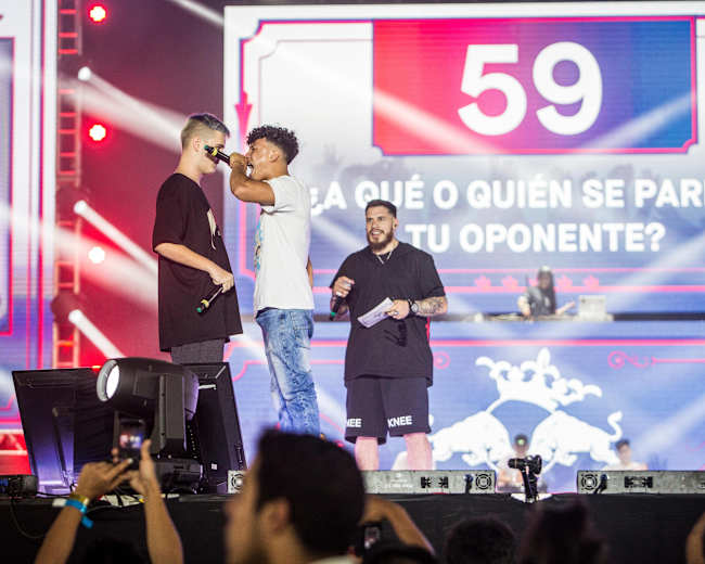El arte de rapear por 60 segundos | Red Bull Batalla