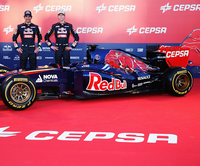 Toro Rosso unveils the STR9