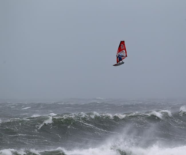 Red Bull Storm Chase: windsurfing contest details