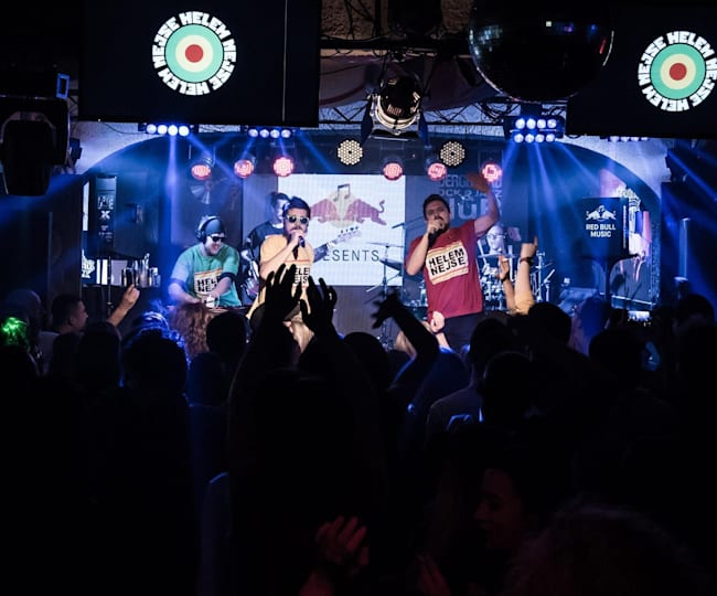 Helem nejse u rasprodanom klubu najavili novi album