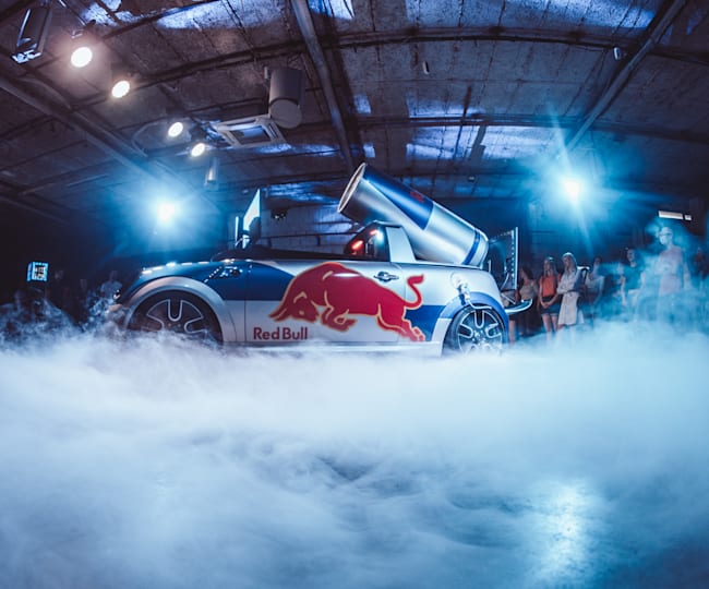 Red Bull Metamorfoza - Predstavljena je prva gejming stanica