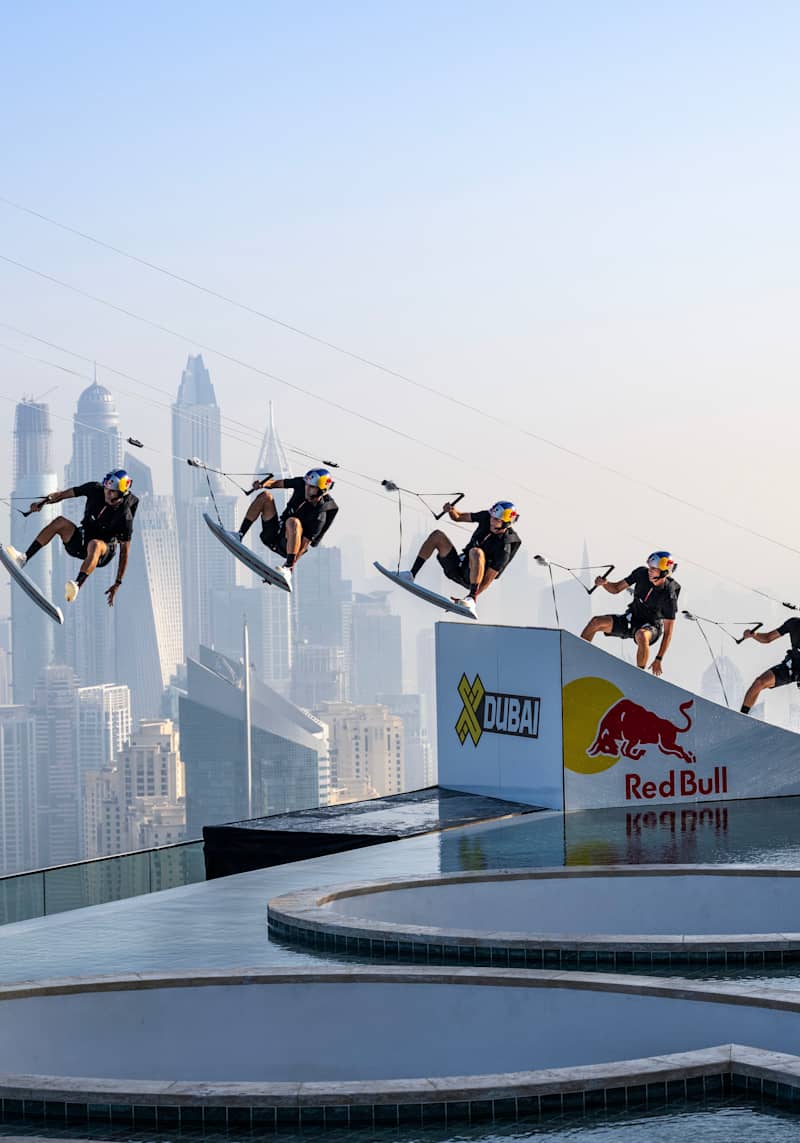 Salto Base Red Bull Extreme Cliff Jumping On A Motorbike