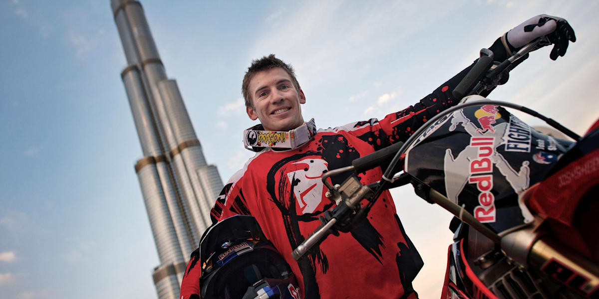 Josh Sheehan Portrait - Me in a Nutshell