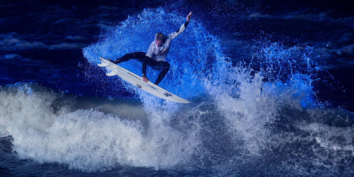 Evan Thompson gana el Red Bull Night Riders