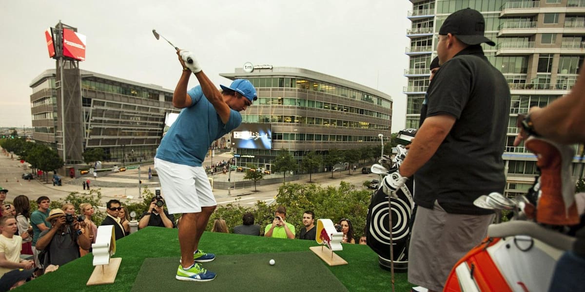 PGA Golfers Tee Off in Downtown Dallas