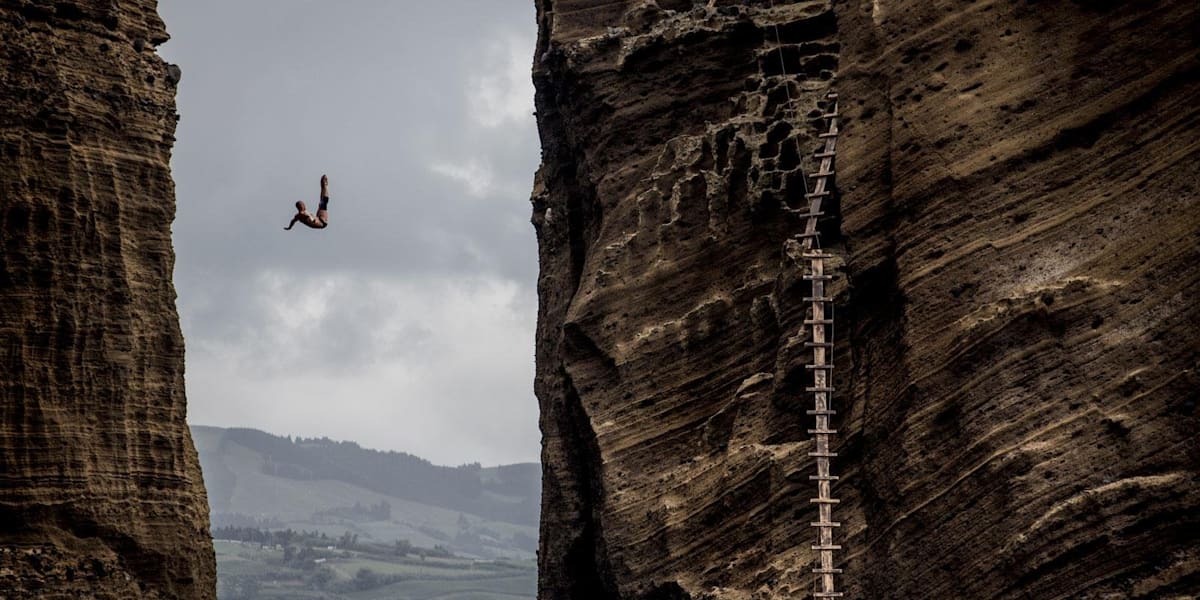 Red Bull Cliff Diving: Portugal