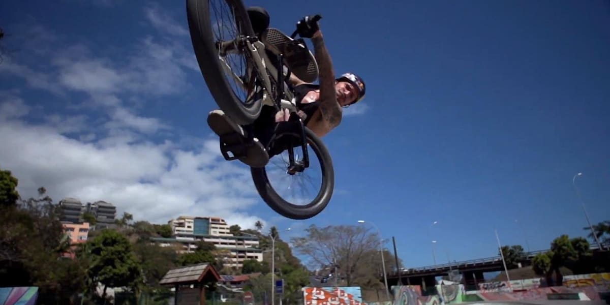 Hanging Foul con Corey Bohan: La familia del BMX