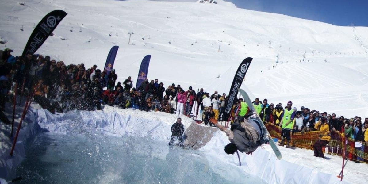 Red Bull Jump & Freeze