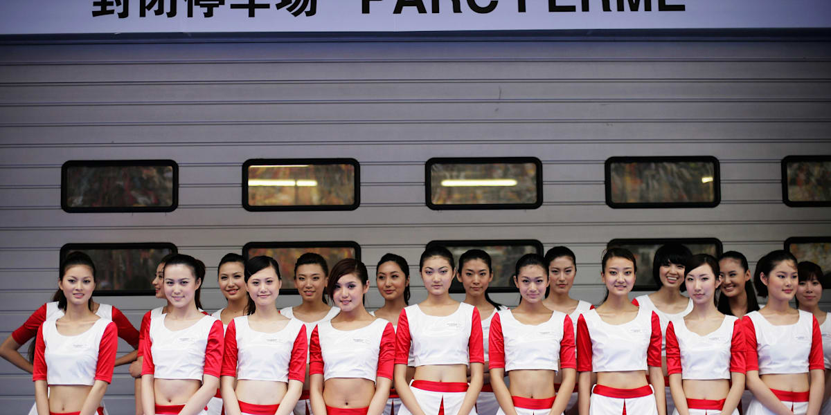 Formula One grid girls gallery