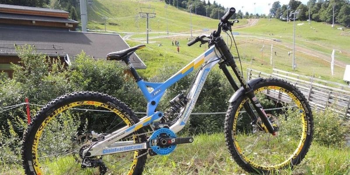 Analiamos la CRC/Nukeproof Pulse de Sam Hill