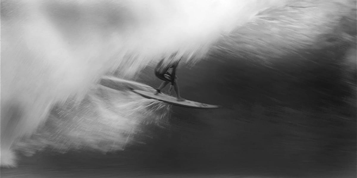 A photo we love – Derek Ho at Pipeline