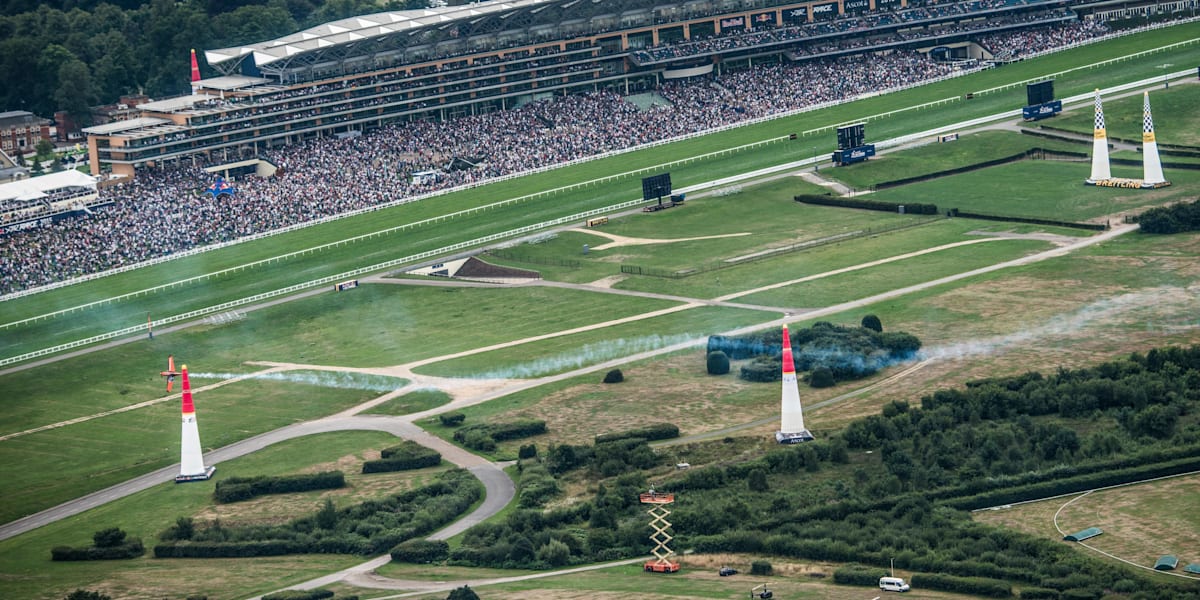 Red Bull Air Race 2016: UK