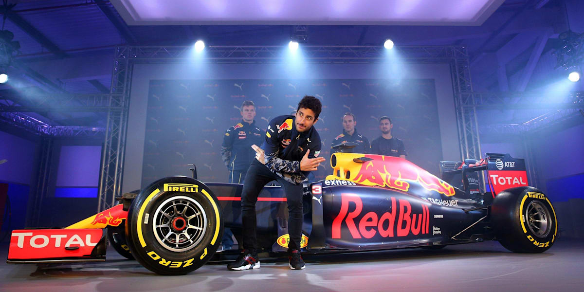 Red Bull Racing 2016 livery reveal