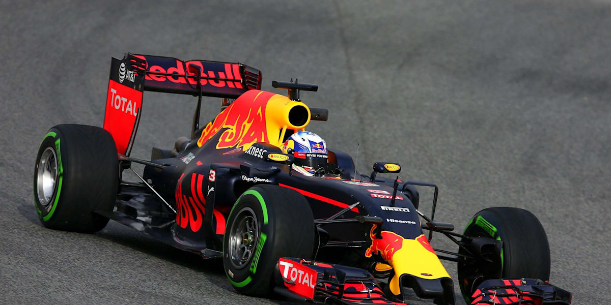 Red Bull Racing RB12 2016 F1 car launch | Red Bull